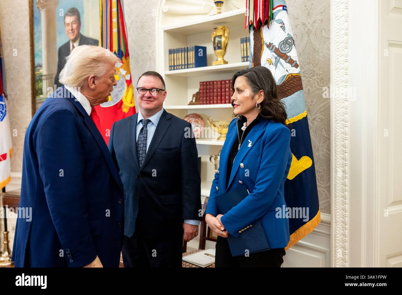 President Donald Trump signs Executive Orders, Wednesday, April 9, 2025 ...