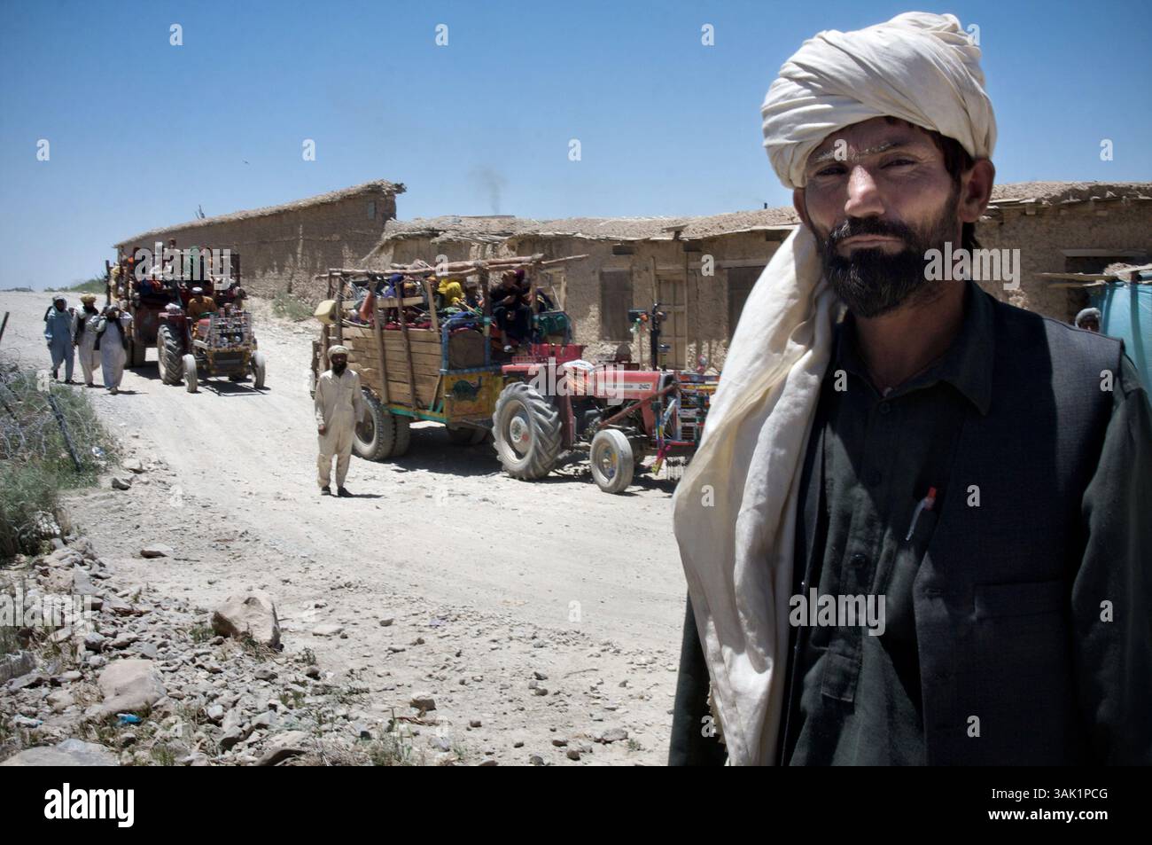 Waziristan army fighting hi-res stock photography and images - Alamy