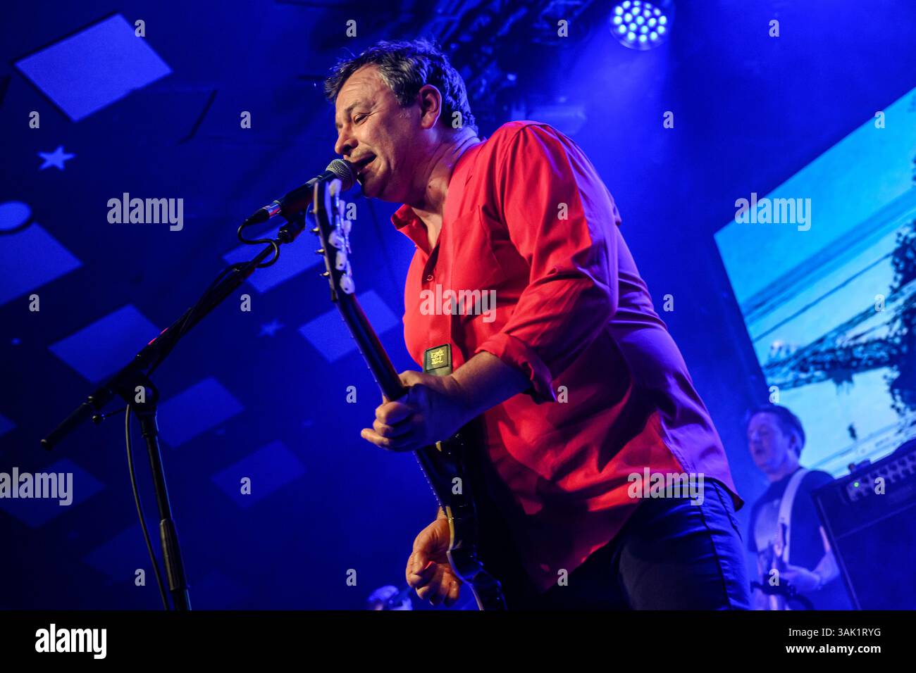 Glasgow, UK. 11th Apr, 2025. James Dean Bradfield performs live on ...