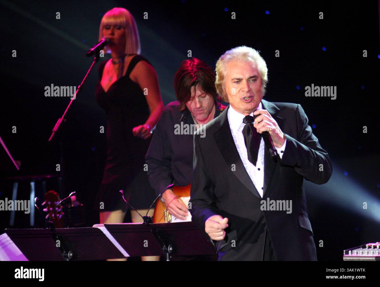 Oct 15, 2009 - Las Vegas, Nevada, USA - British-American pop singer ...