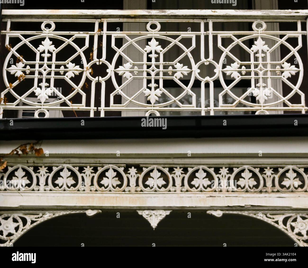 Nov 05, 2008 - Melbourne, Australia - Decorative cast iron filigree ...