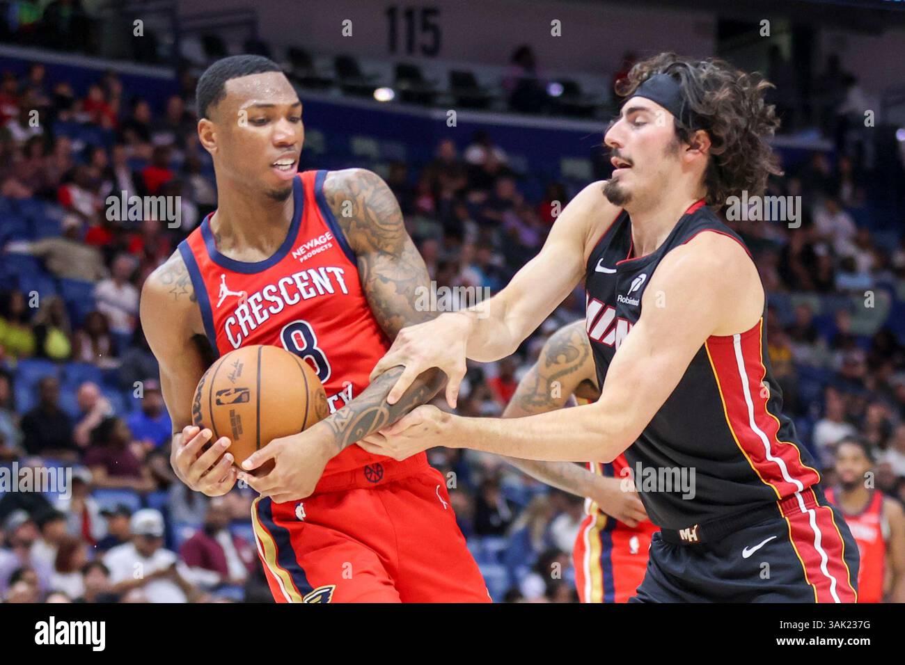 New Orleans Pelicans forward Jamal Cain (8) and Miami Heat guard Jaime ...