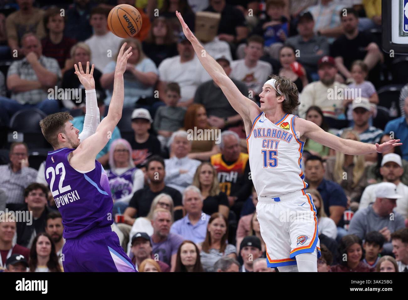 Utah Jazz forward Kyle Filipowski (22) shoots over Oklahoma City ...