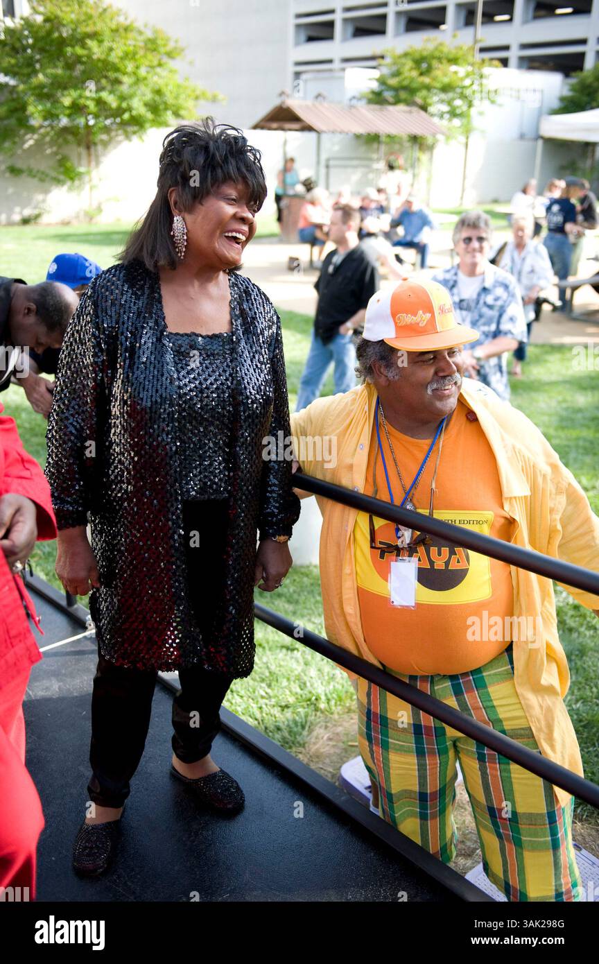 KOKO TAYLOR (September 28, 1928 - June 3, 2009) Gammy Award-winning ...