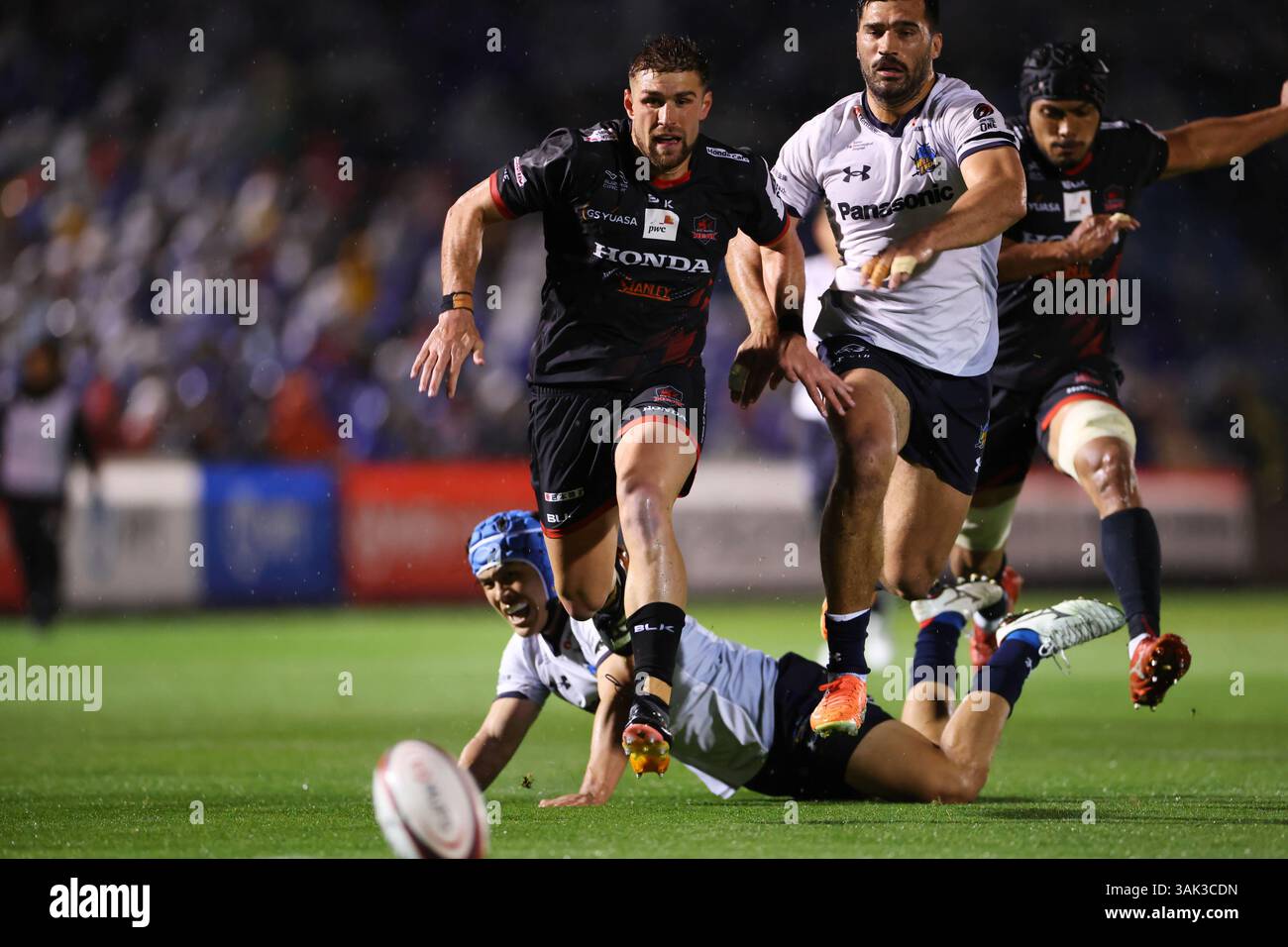 Tokyo, Japan. 11th Apr, 2025. Dawid Kellerman (HEAT) Rugby : 2024-25 ...