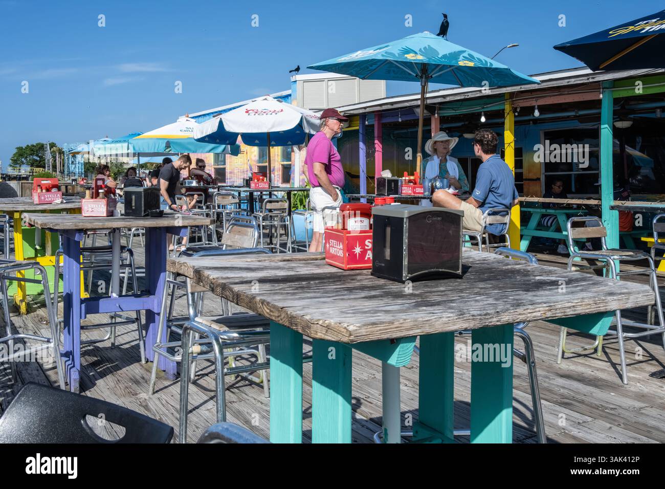 Florida river shack hi-res stock photography and images - Alamy