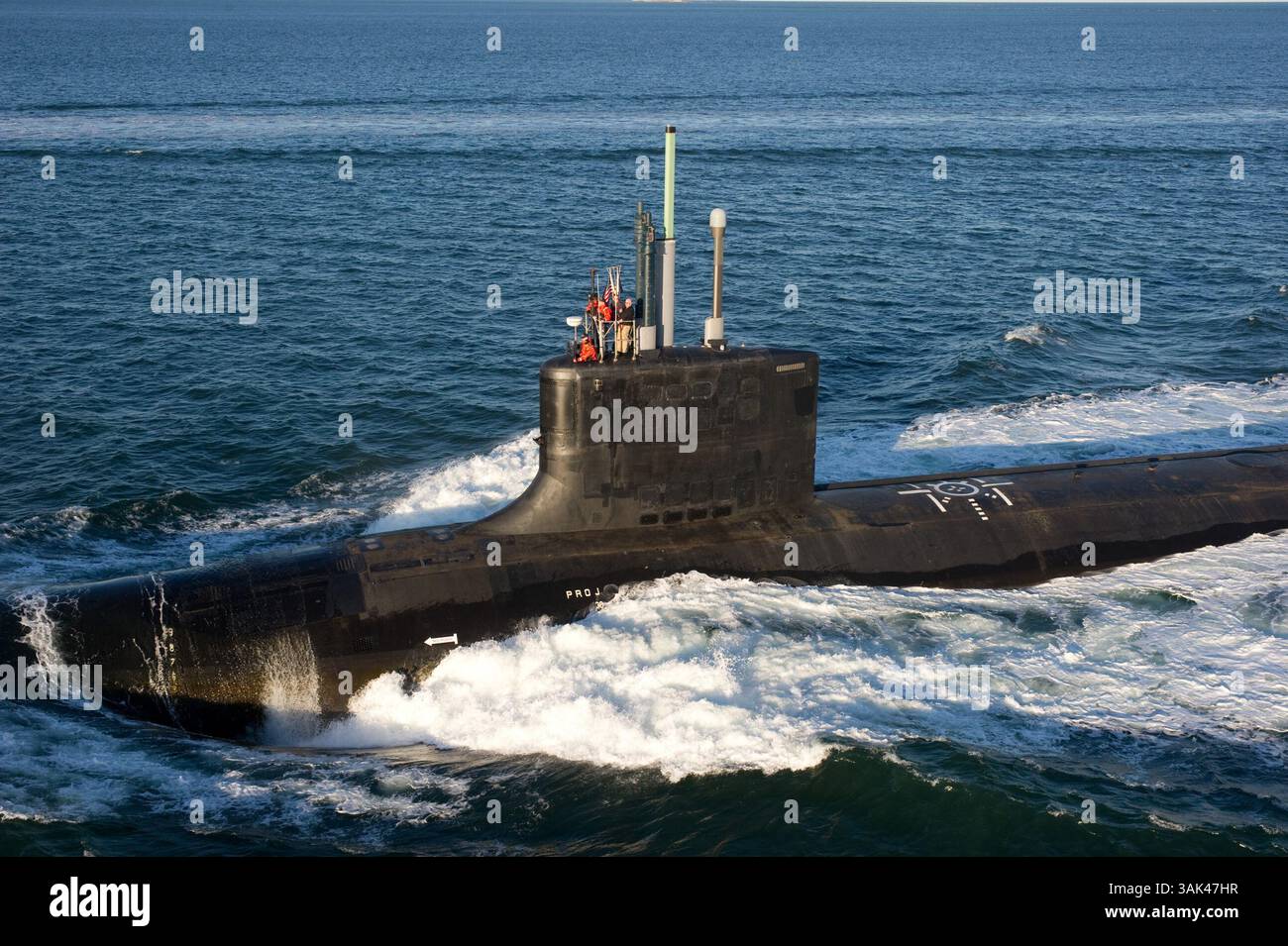 Apr 7, 2012 - ATLANTIC OCEAN - The Virginia-class attack submarine Pre ...