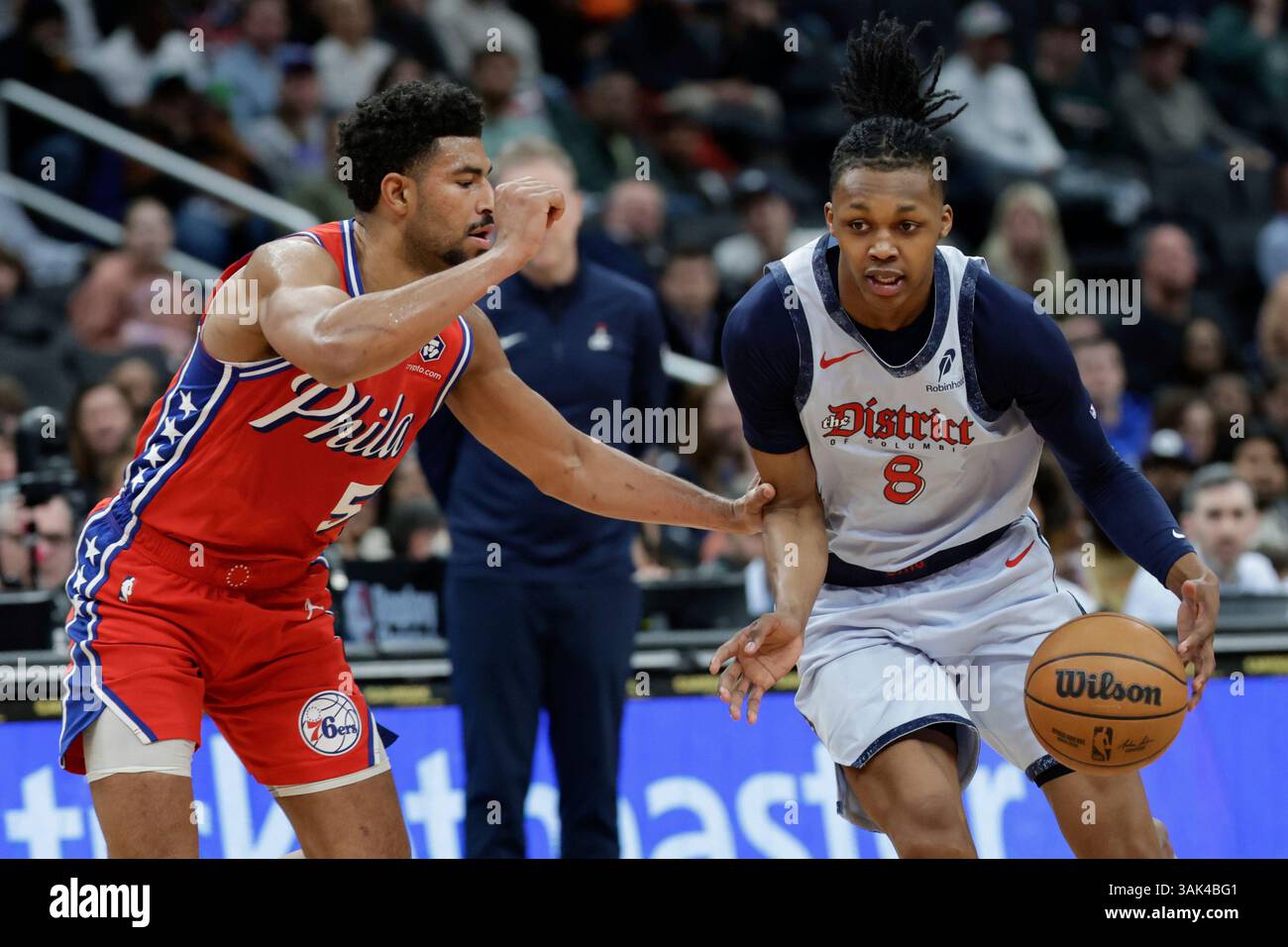 Washington Wizards guard Bub Carrington (8) handles the ball against ...
