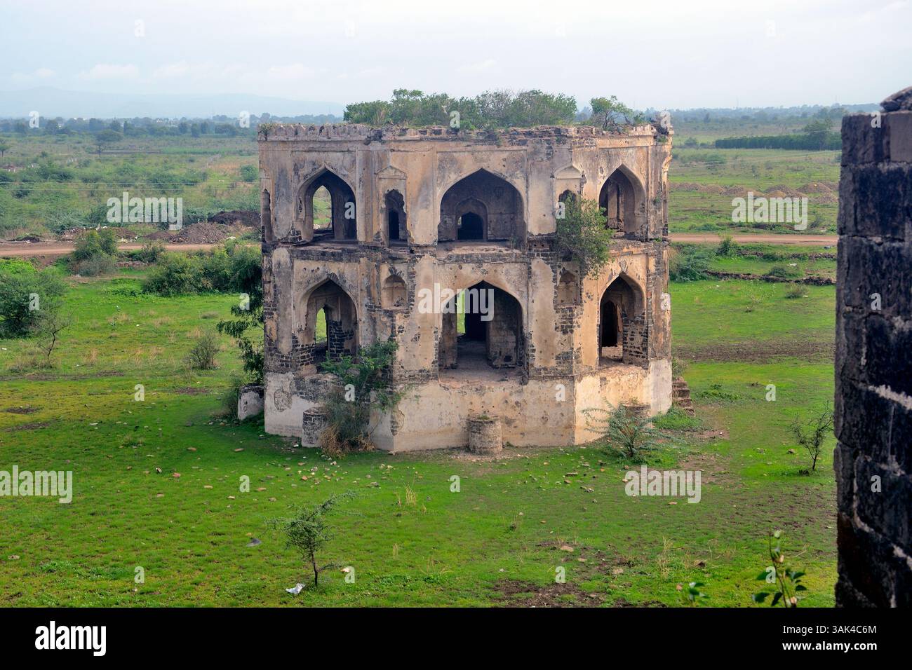 Ruins of The Behast Bagh (Bhistbag Mahal), located in Ahmednagar ...