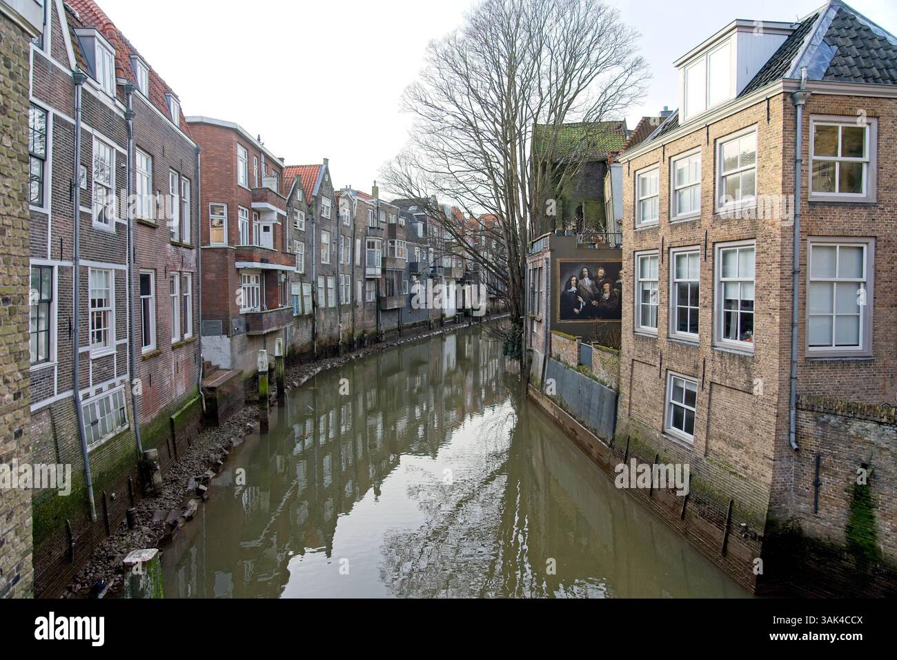 Dordrecht Netherlands - 27 January 2024 - Old houses in Voorstraathaven ...