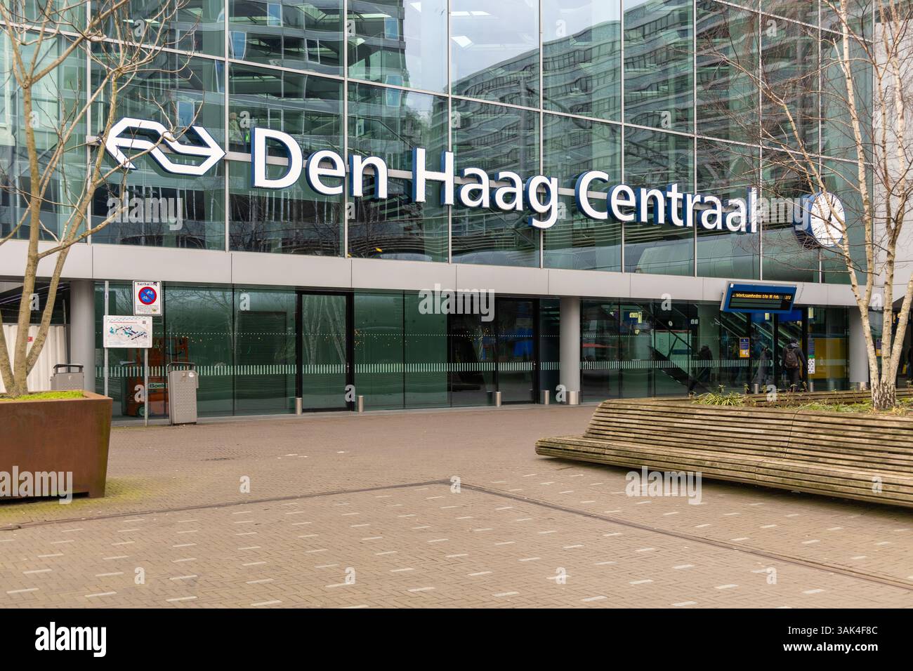 .Glass building with letters and logo Den Haag Centraal : The Hague ...