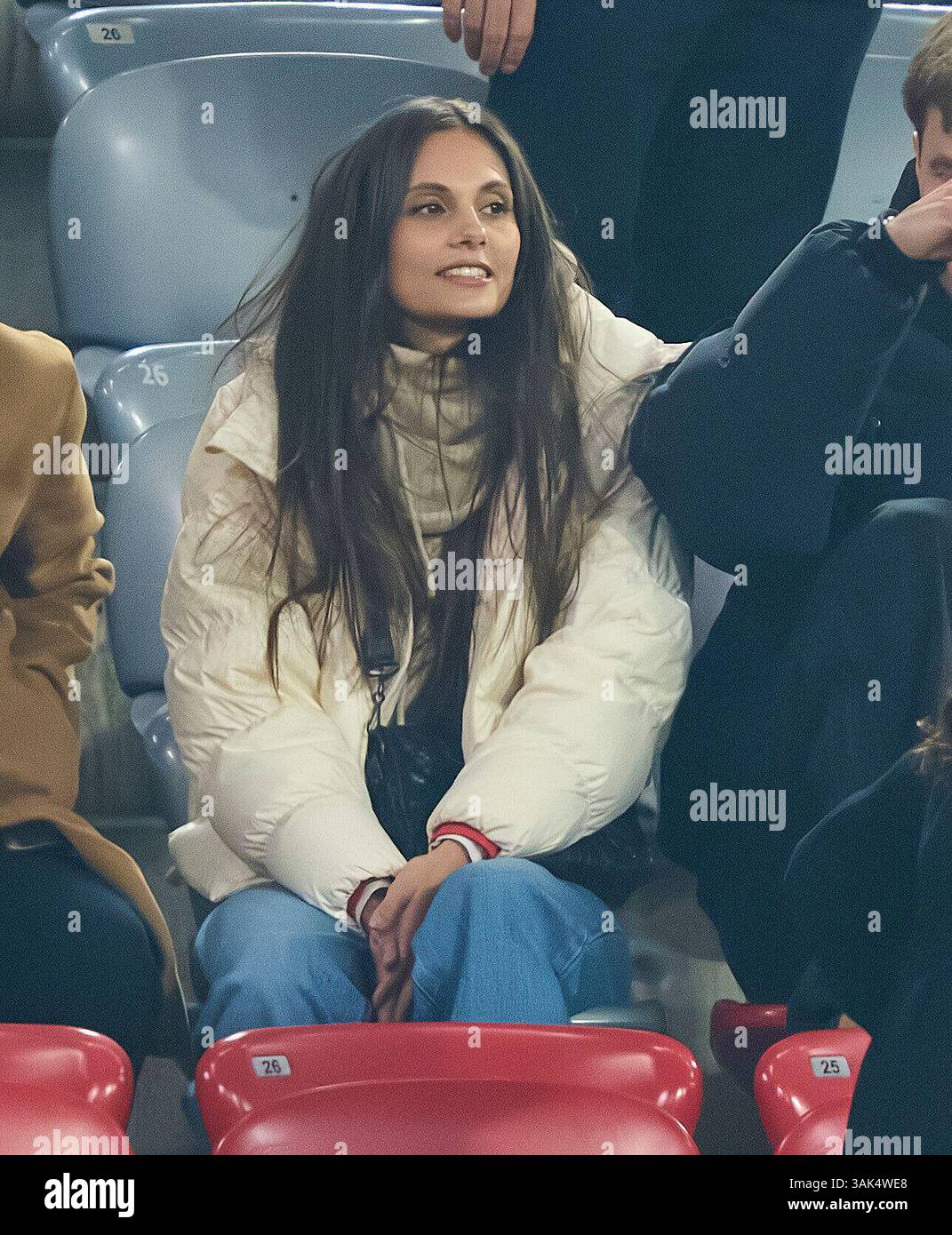 Munich, Germany. 08th Apr, 2025. Leon GORETZKA, FCB 8 girlfriend Mathea ...