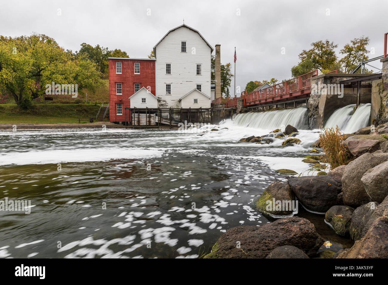 Fall foliage mill river hi-res stock photography and images - Alamy