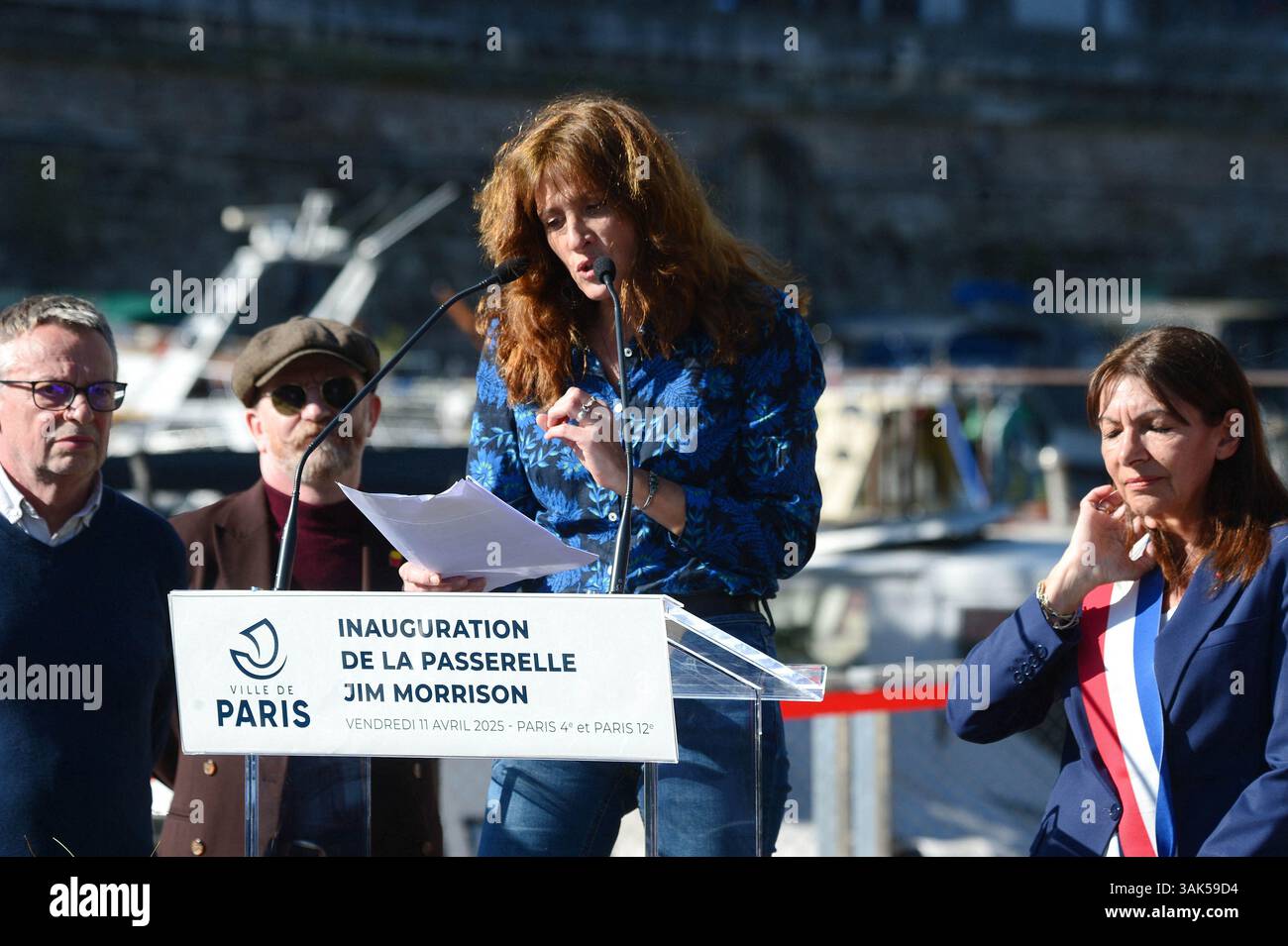 Valérie Dashwood, actress and Anne Hidalgo, mayor of Paris during ...