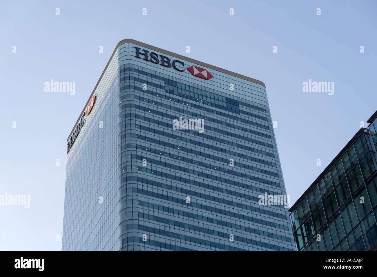 HSBC head office building in Canary Wharf Dockland London England UK Stock Photo - Alamy