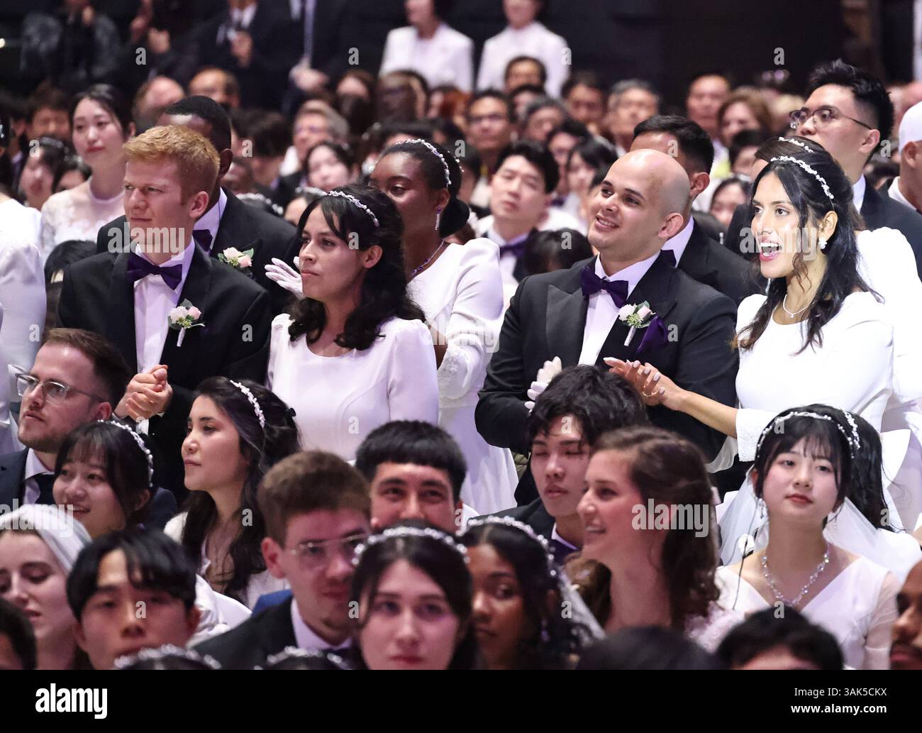 Mass wedding ceremony at Cheongshim Peace World Center in Gapyeong ...