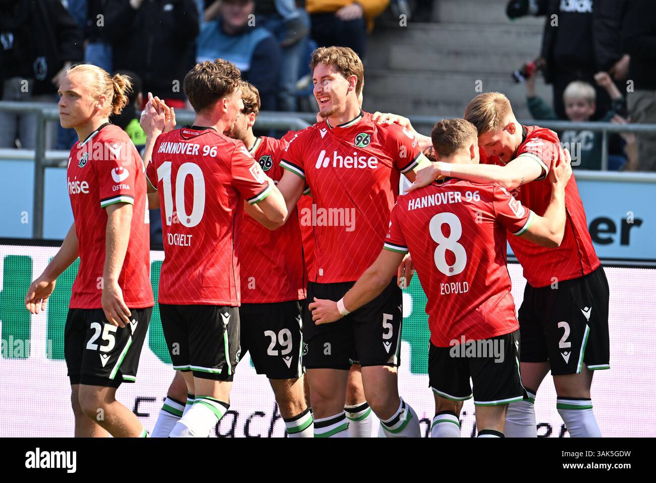 Hanover, Germany. 12th Apr, 2025. Soccer: Bundesliga 2, Hannover 96 ...