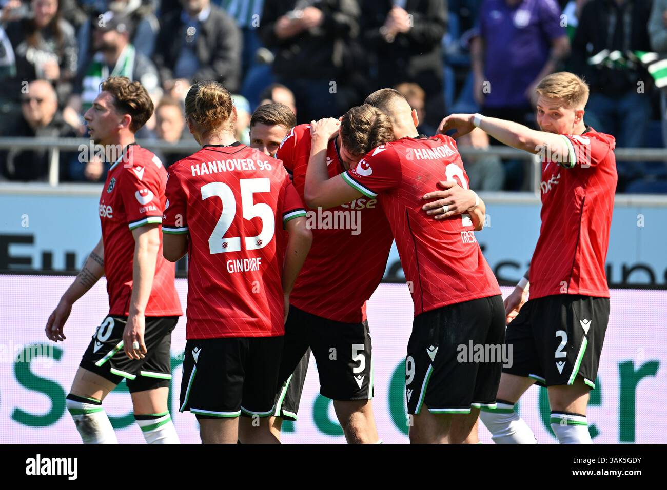 Hanover, Germany. 12th Apr, 2025. Soccer: Bundesliga 2, Hannover 96 ...