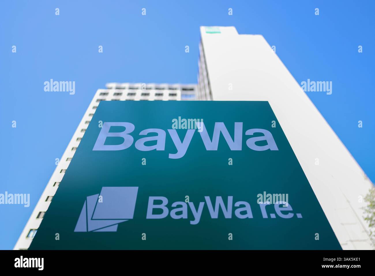 Schriftzug / Logo des Unternehmens BayWa am 11.04.2025 in München ...