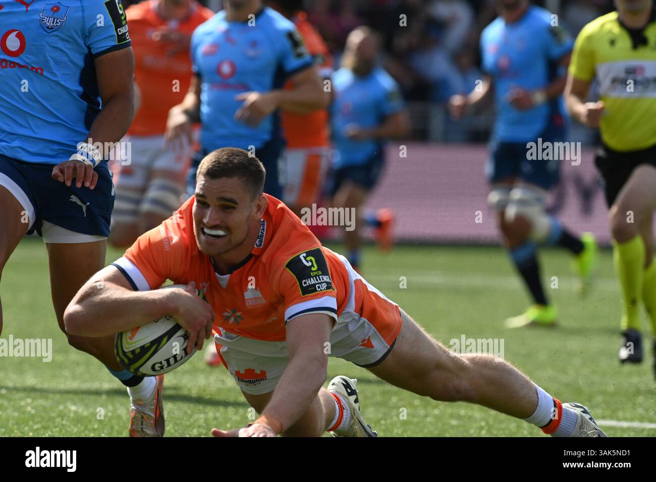 Hive Stadium Edinburgh.Scotland, UK. 12th Apr, 2025. EPCR Challenge Cup ...