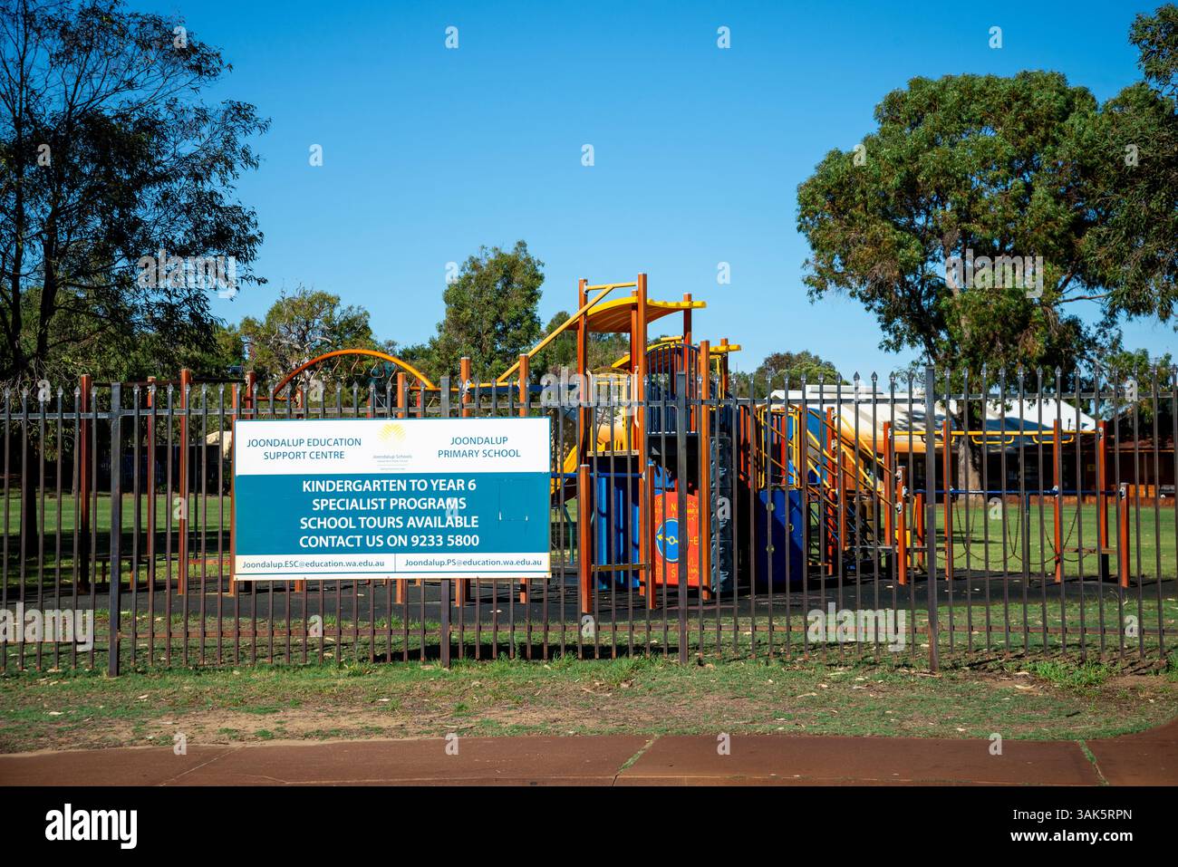 Parenting primary hi-res stock photography and images - Alamy