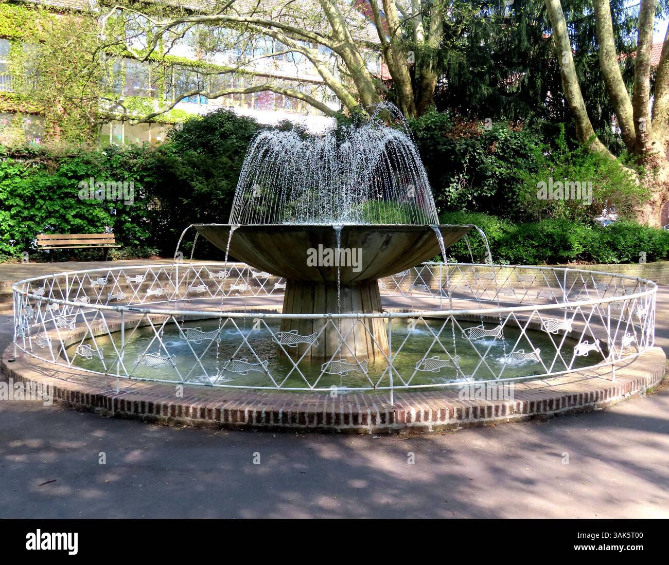 ...Brunnen haben etwas Beruhigendes, sie strahlen eine gewisse Magie ...