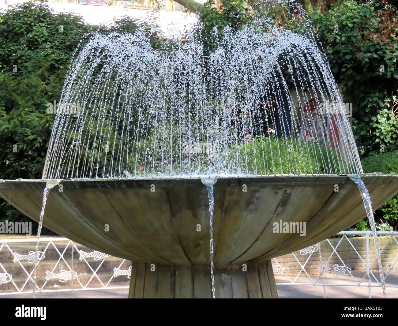 ...Brunnen haben etwas Beruhigendes, sie strahlen eine gewisse Magie ...