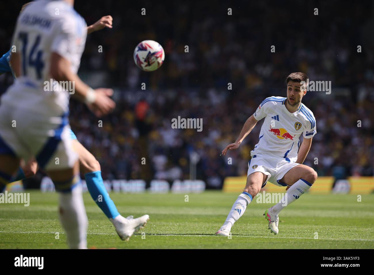 Ilia Gruev (Leeds United) crosses during the Sky Bet Championship match ...