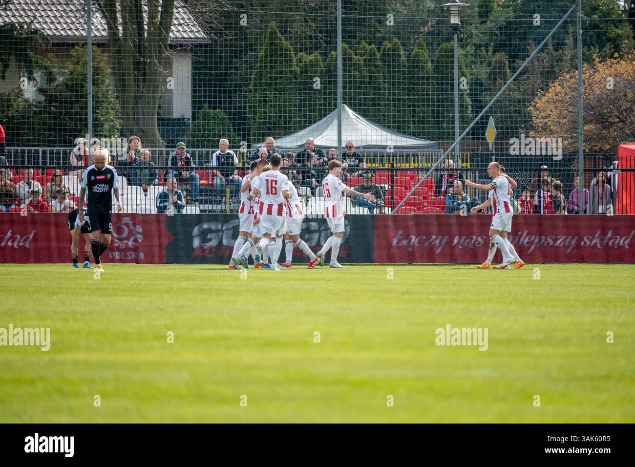 Grodzisk Mazowiecki, Poland. 09.04.2025. Pogoń Grodzisk Mazowiecki team seen during Pogoń ...