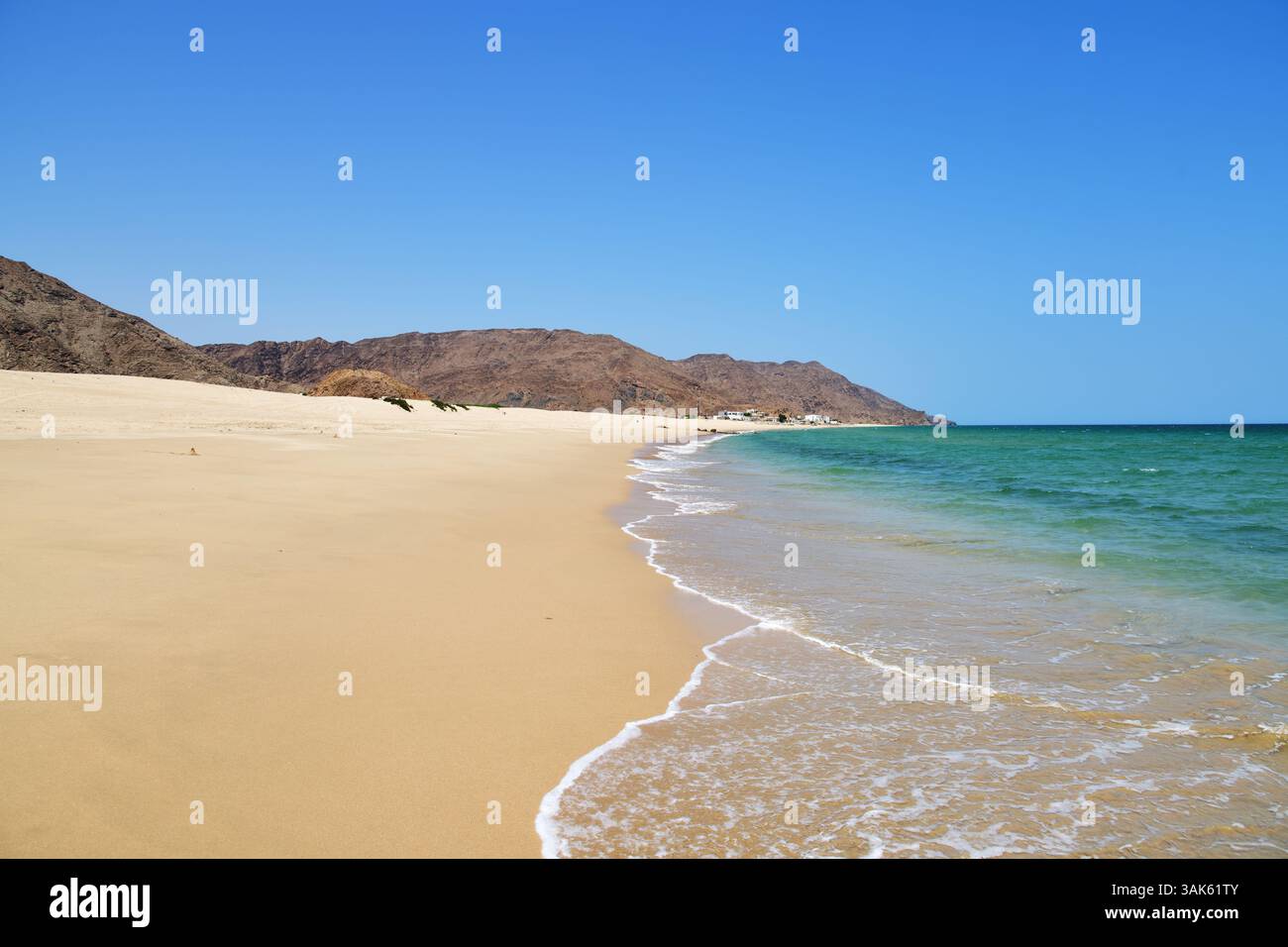 Saltunate of Oman. White sands of Jebel Sifah Public Beach Stock Photo ...