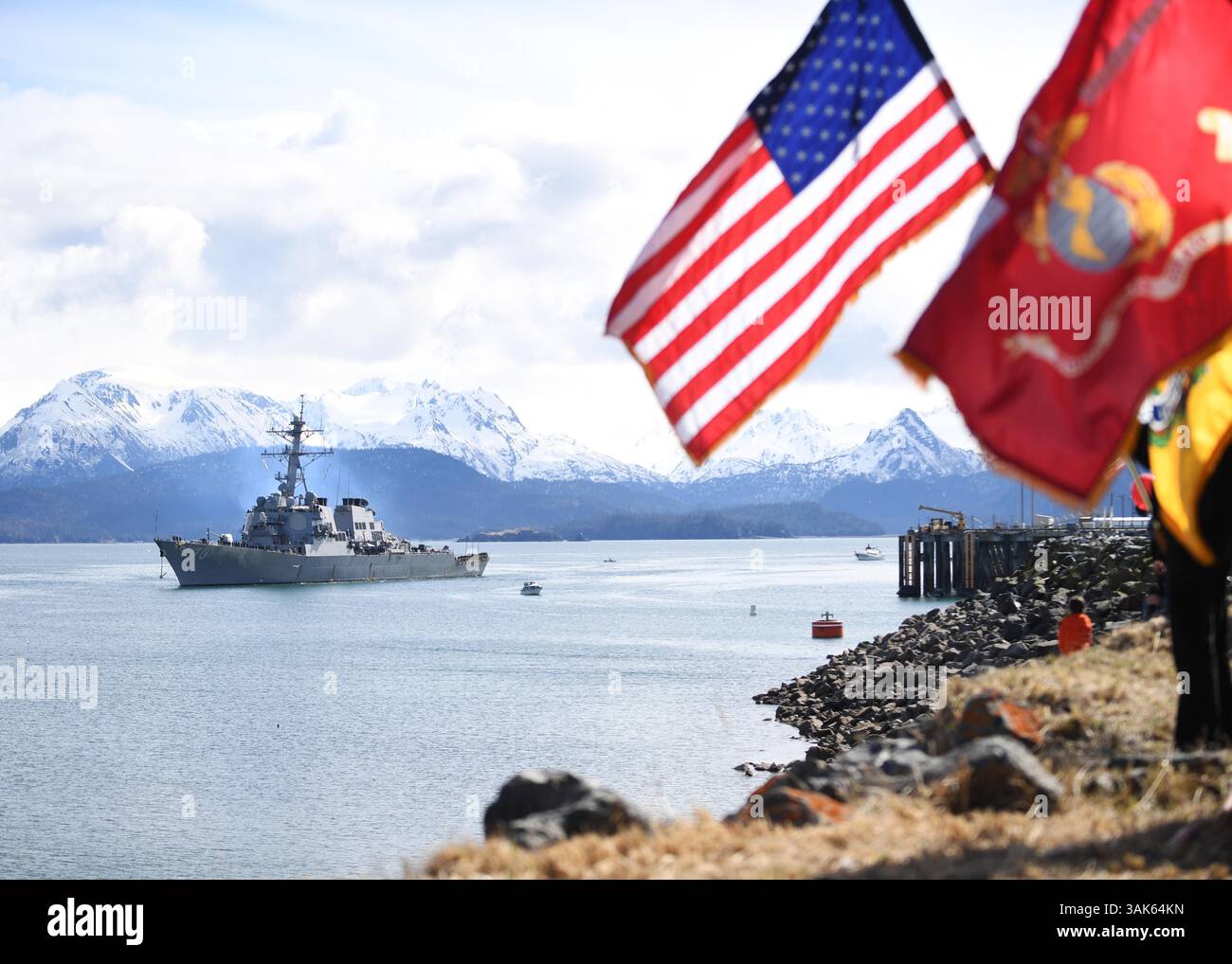 Apr 29, 2017 - Homer, Alaska, U.S. - The guided-missile destroyer USS ...