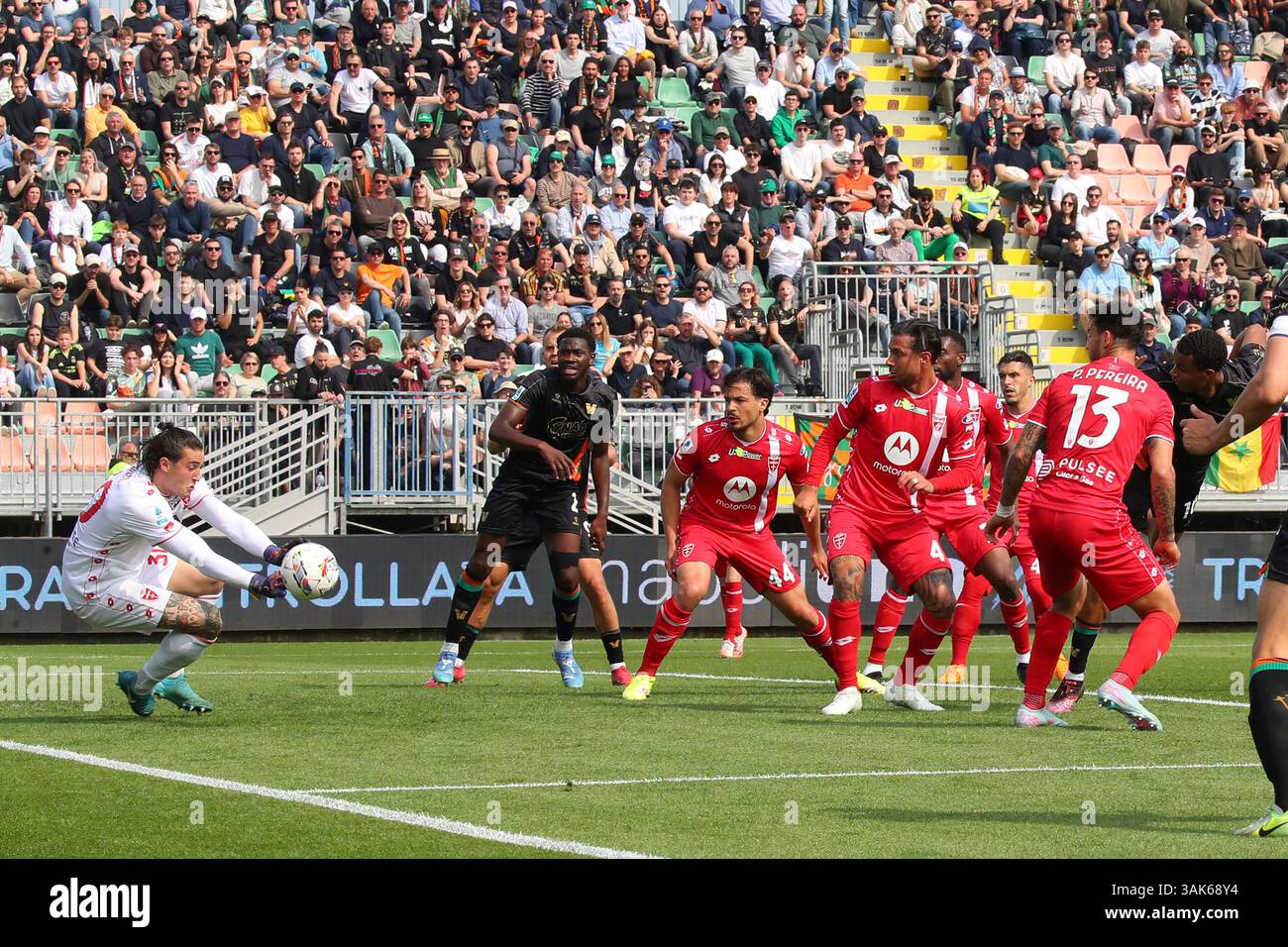 Venezia, Italia. 12th Apr, 2025. Venezia's Alessandro Marcandalli ...