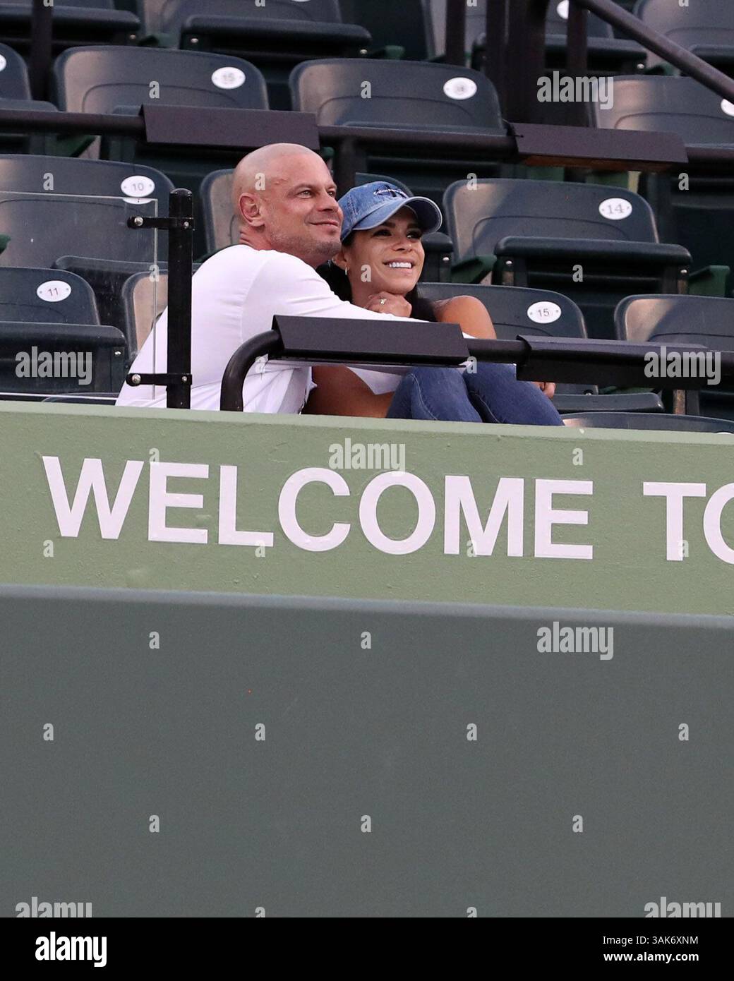 March 26, 2017 - Key Biscayne, FL, United States - Model Michelle Lewin ...