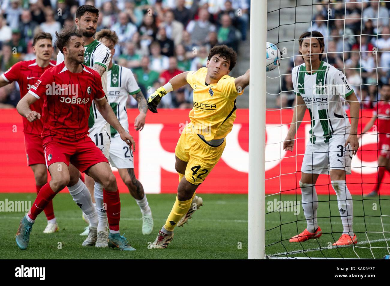 Mönchengladbach goalkeeper Tiago Pereira Cardoso saves a ball on the ...