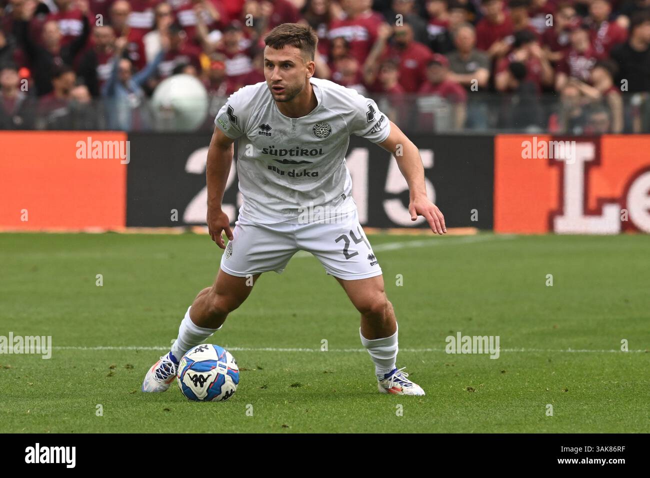 Simone davi hi-res stock photography and images - Alamy