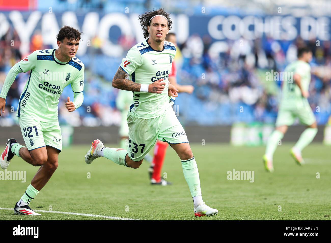Fabio Silva of UD Las Palmas celebrates a goal during the Spanish ...