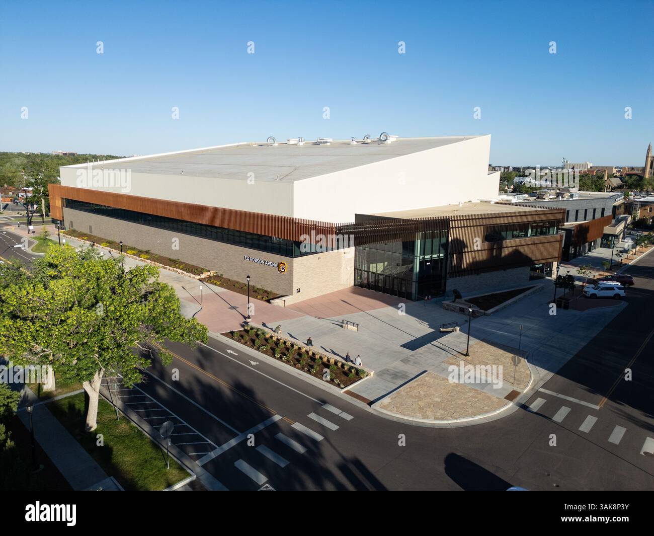 College and arena hi-res stock photography and images - Alamy