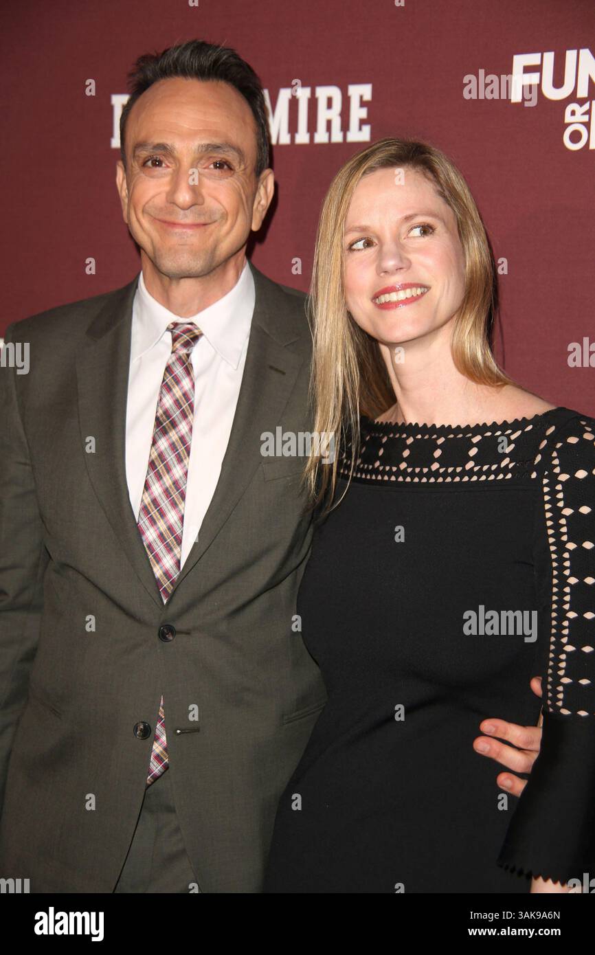 Katie wright hank azaria new hi-res stock photography and images - Alamy