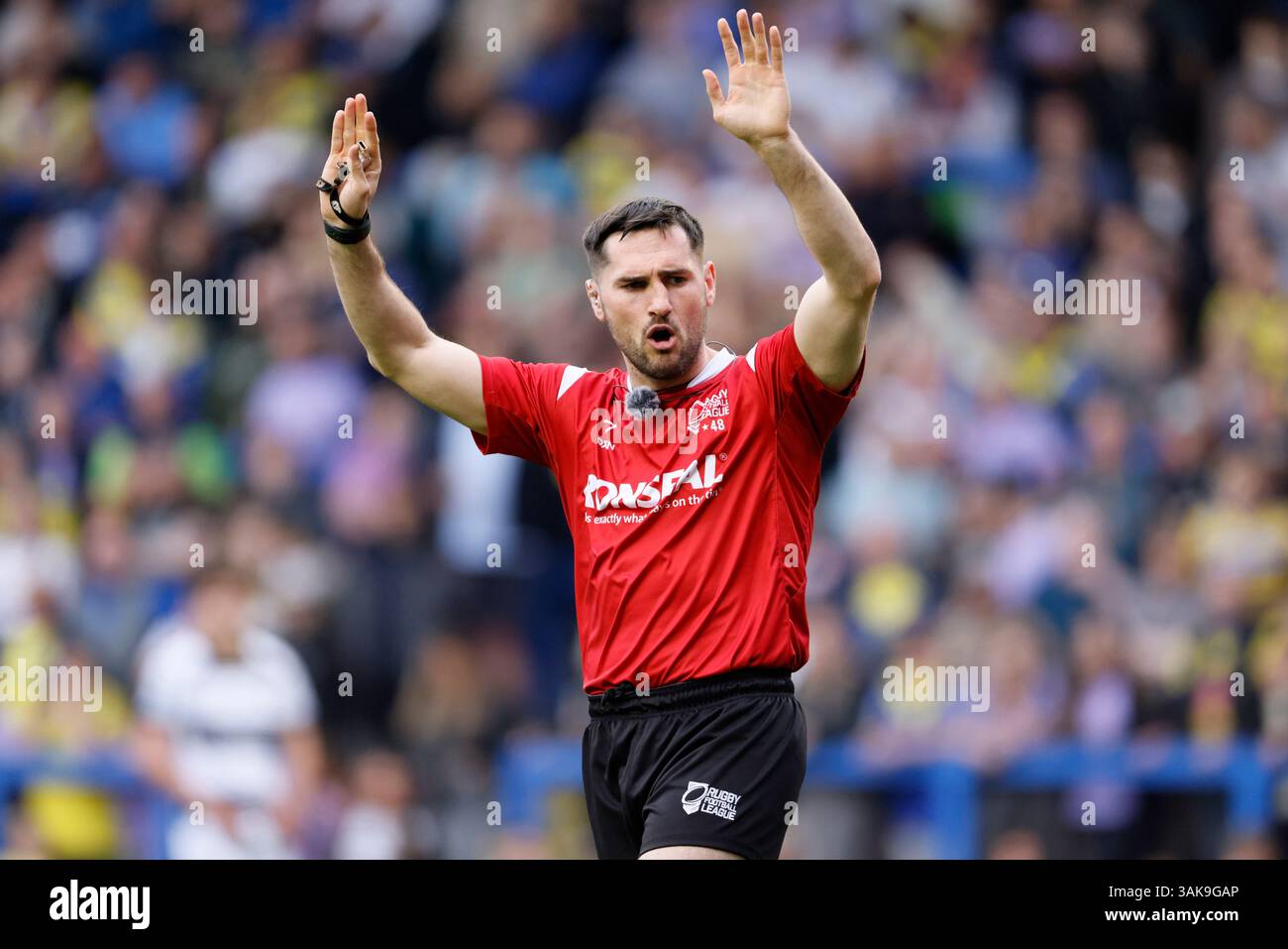 Referee Aaron Moore during the Betfred Super League match at the ...