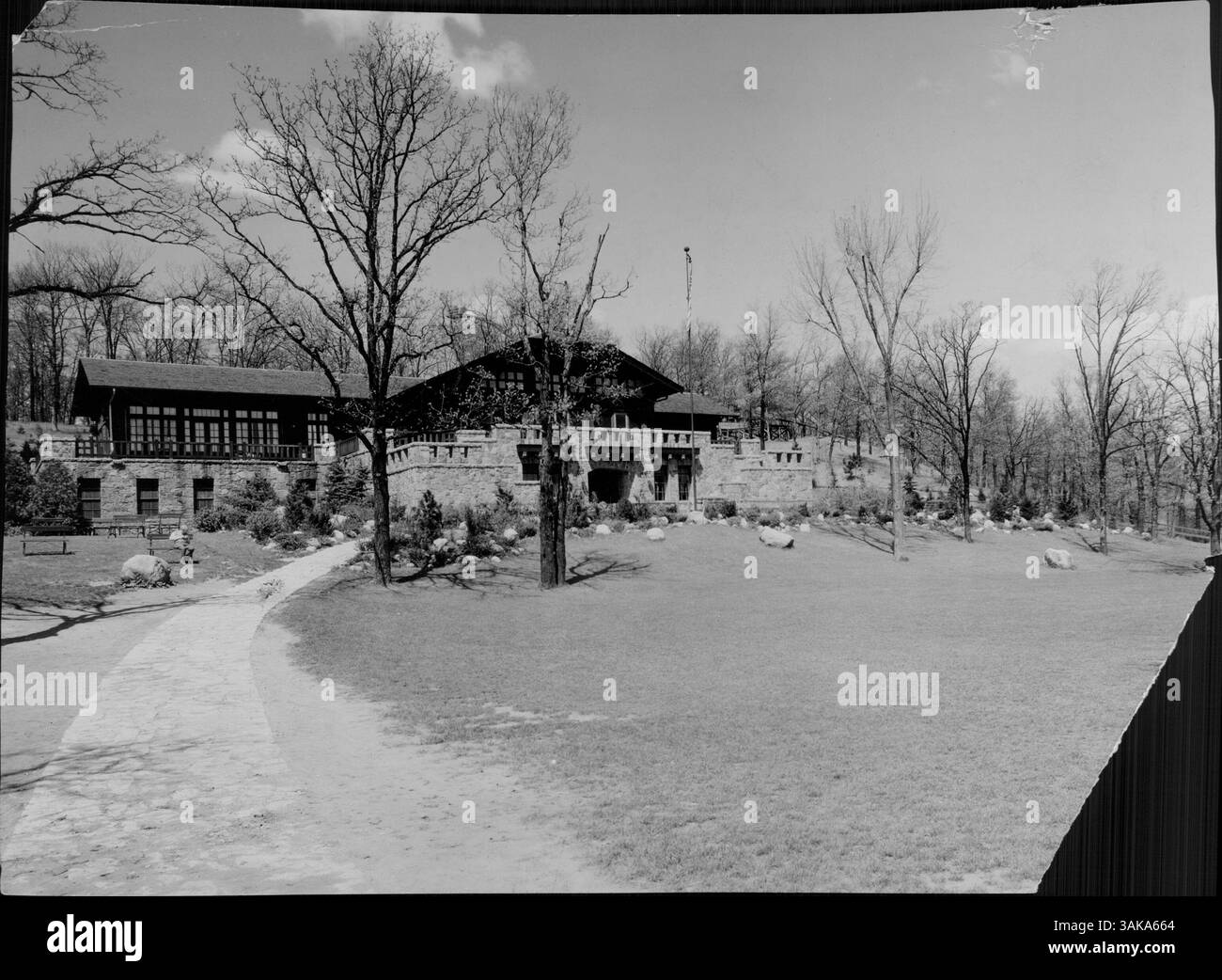 The clubhouse at Glenwood Park Chalet, located at the municipal golf ...