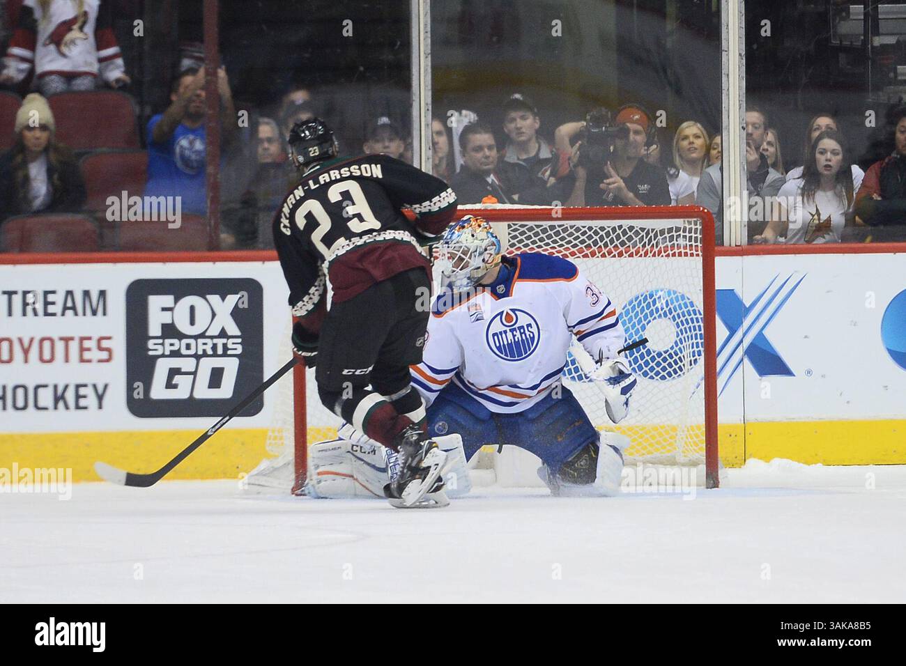 Ekman larsson oilers hi-res stock photography and images - Alamy