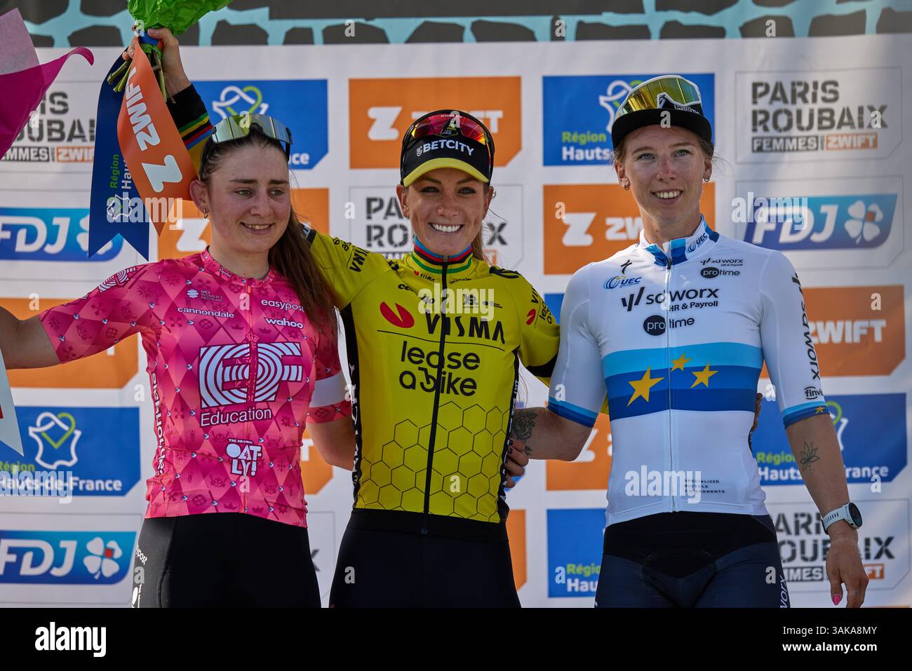 Paris Roubaix Femmes 2025 Pauline Ferrand-Prévot (Visma-Lease a Bike ...