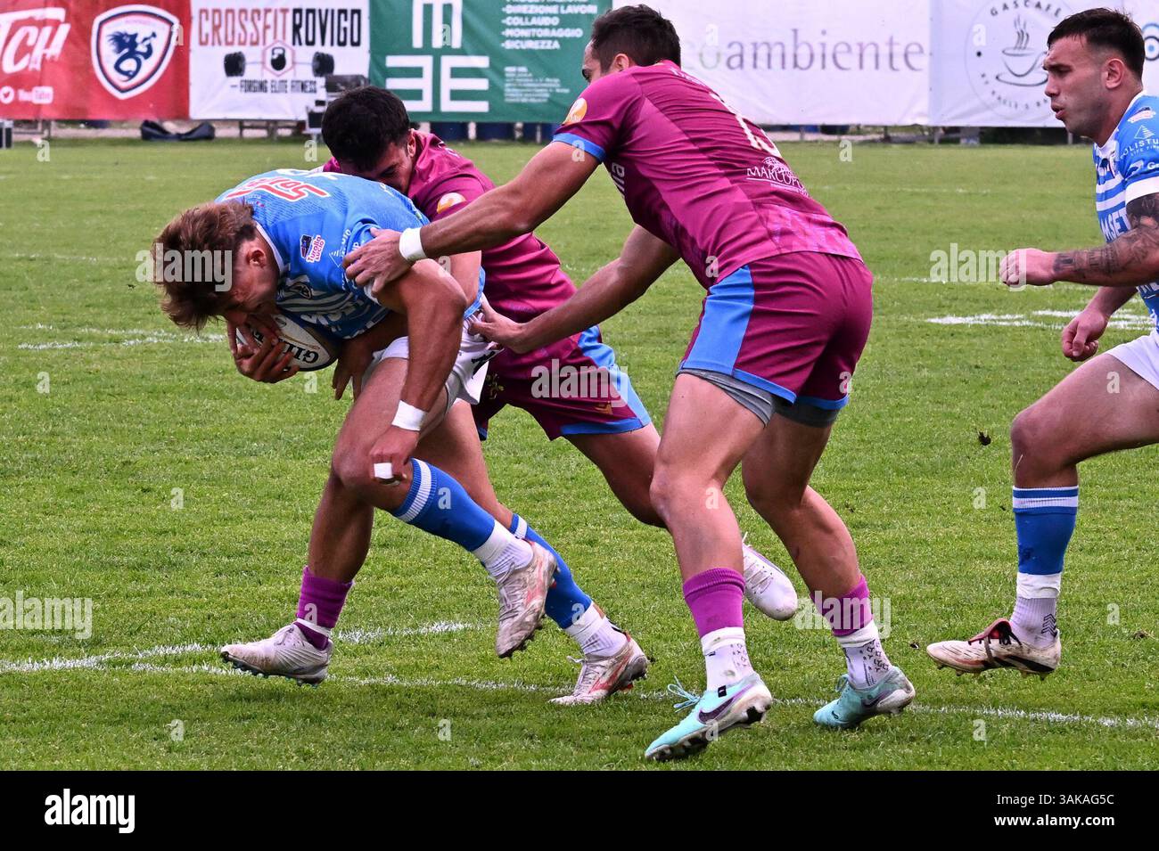 17 / 5.000 Attack action of Rovigo during the match Femi Cz Rugby ...