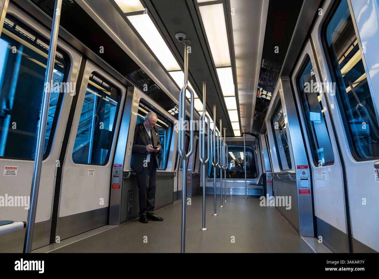 The AirTrain arrives at Terminal 1 at San Francisco International ...