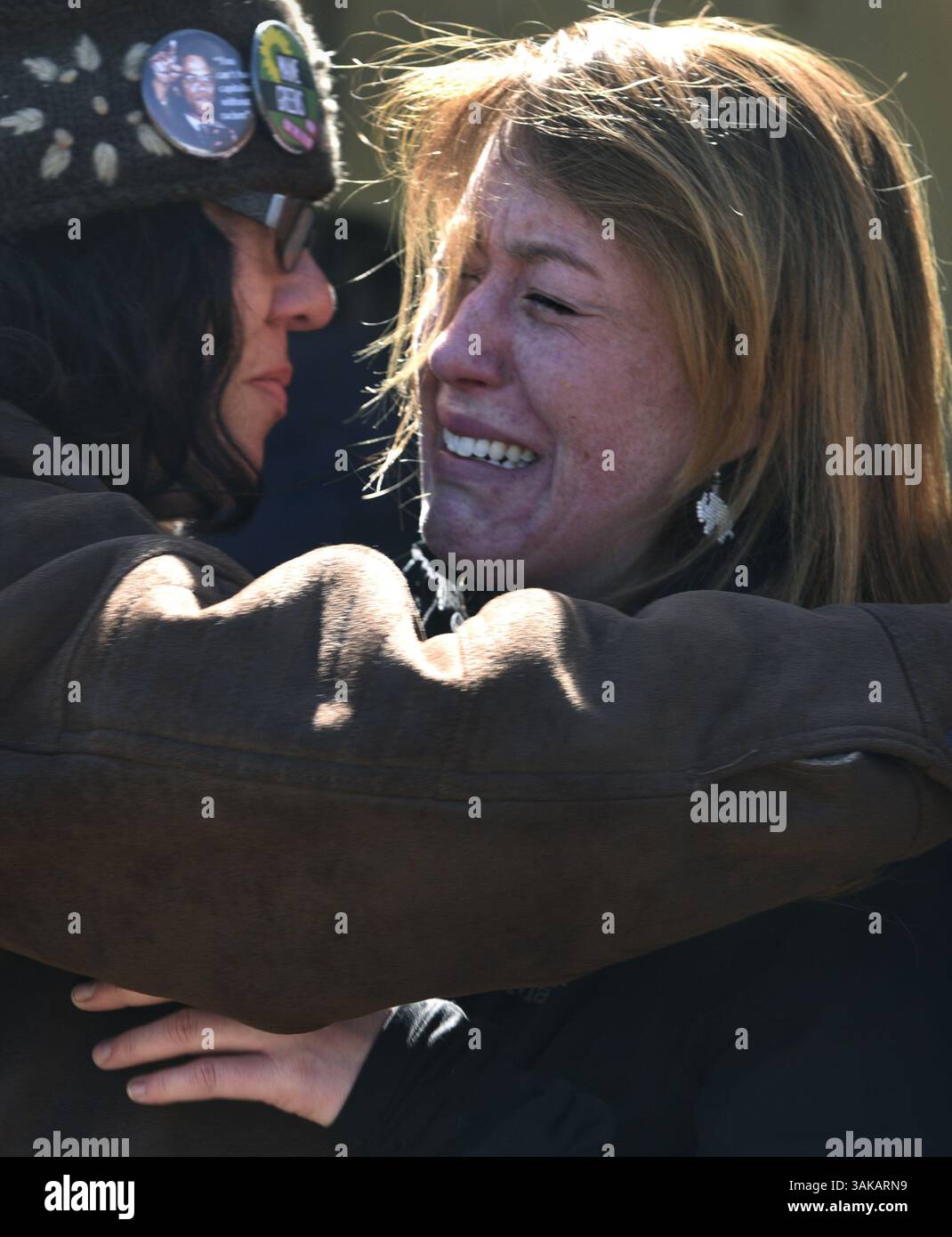 Native american camp raid hi-res stock photography and images - Alamy