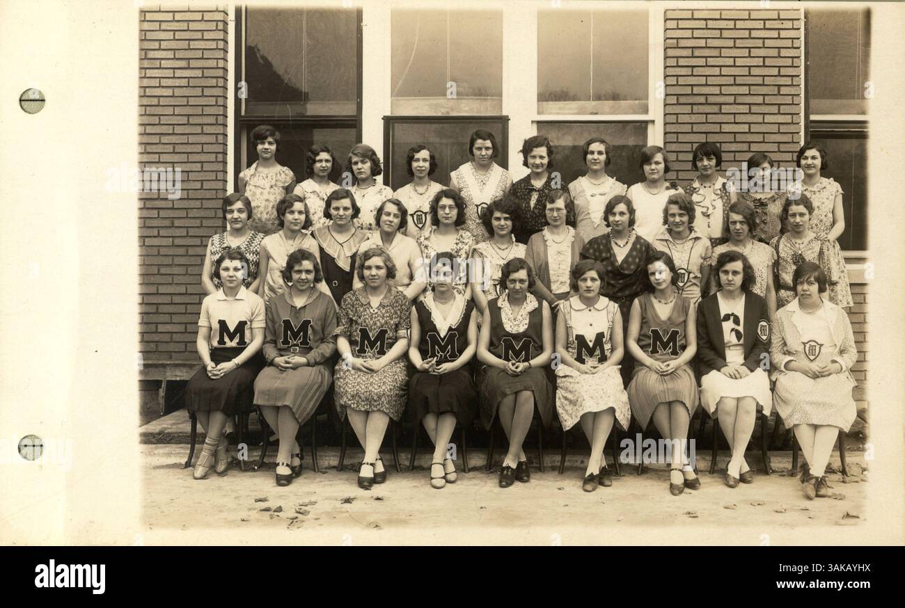 The 1931 Mound High School yearbook showcases the 1930-1931 academic ...