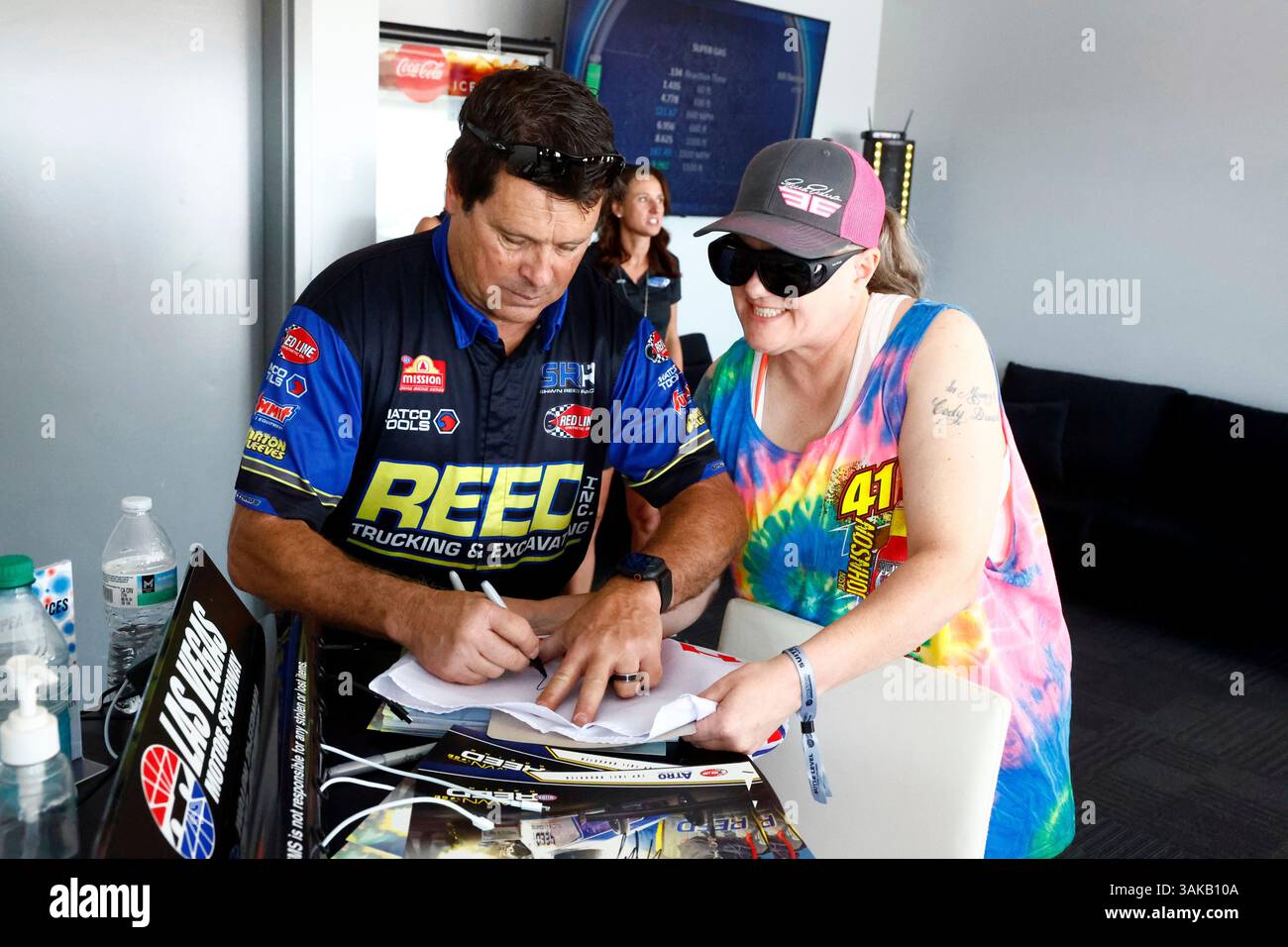 LAS VEGAS, NV - MARCH 05: Shawn Reed (10 TF) NHRA Top Fuel Dragster ...
