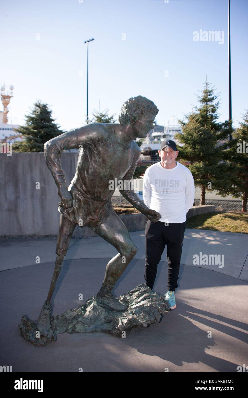 Fred Fox, Terry Fox‚Äôs older brother, begins his symbolic run at Mile ...