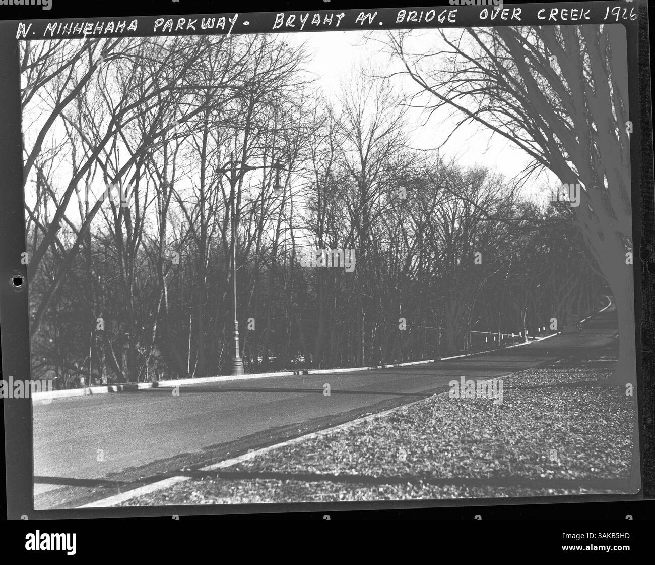 This view of West Minnehaha Parkway, captured from Colfax Ave ...