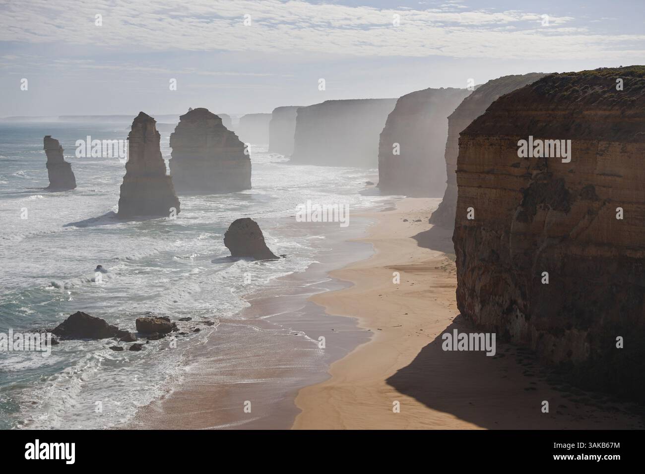 Princetown, Victoria State, Australia. 12th Apr, 2025. A general view of the Twelve Apostles ...